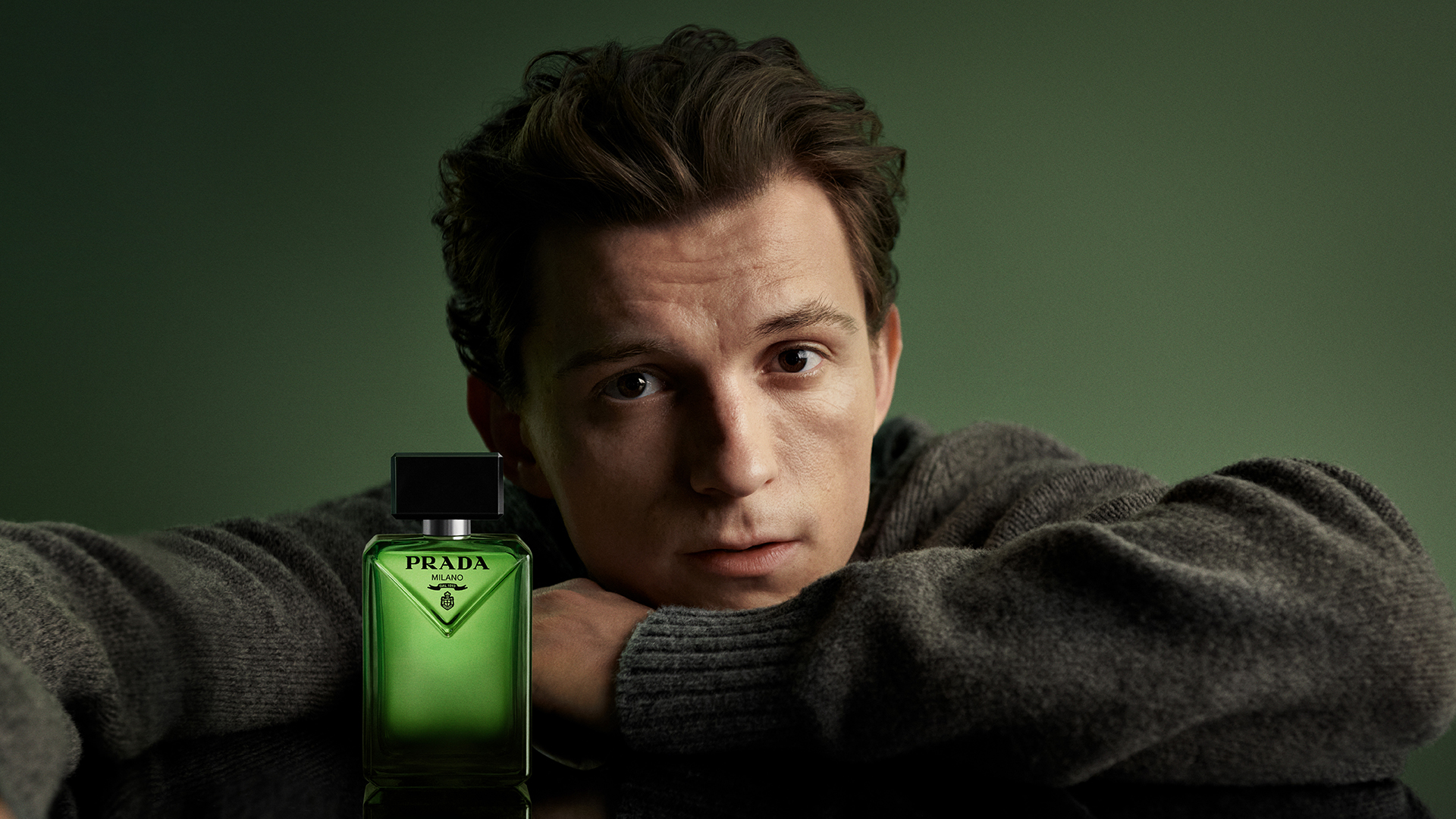 Tom Holland, embajador de Prada Beauty - Gentleman MX